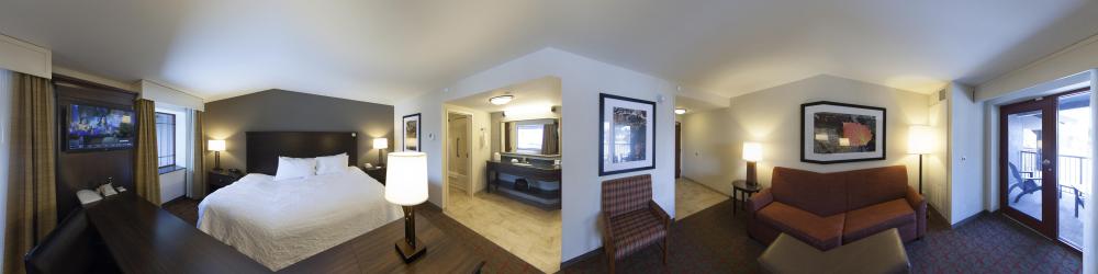 Hampton Inn and Suites King Suite | Adirondacks, USA